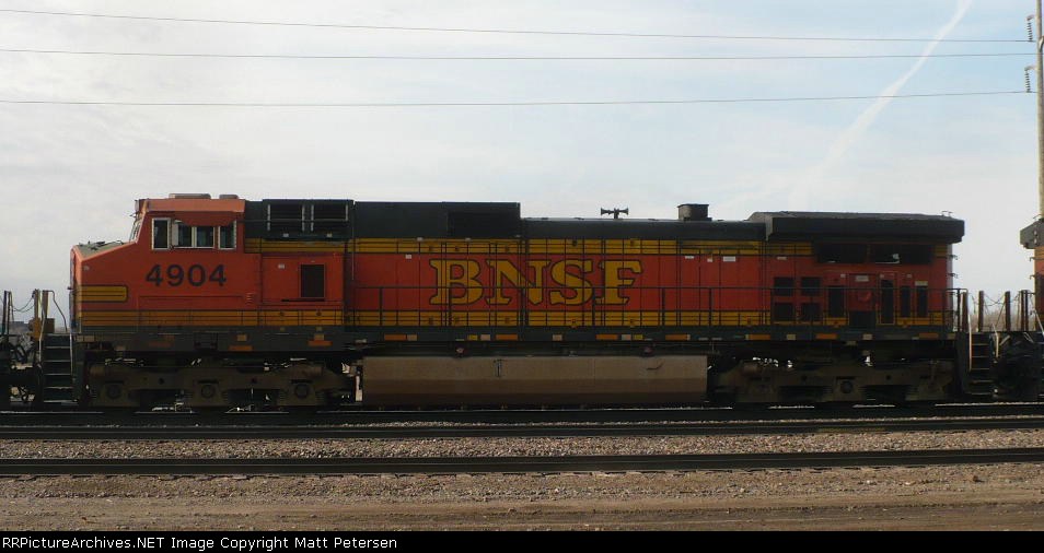 BNSF 4904